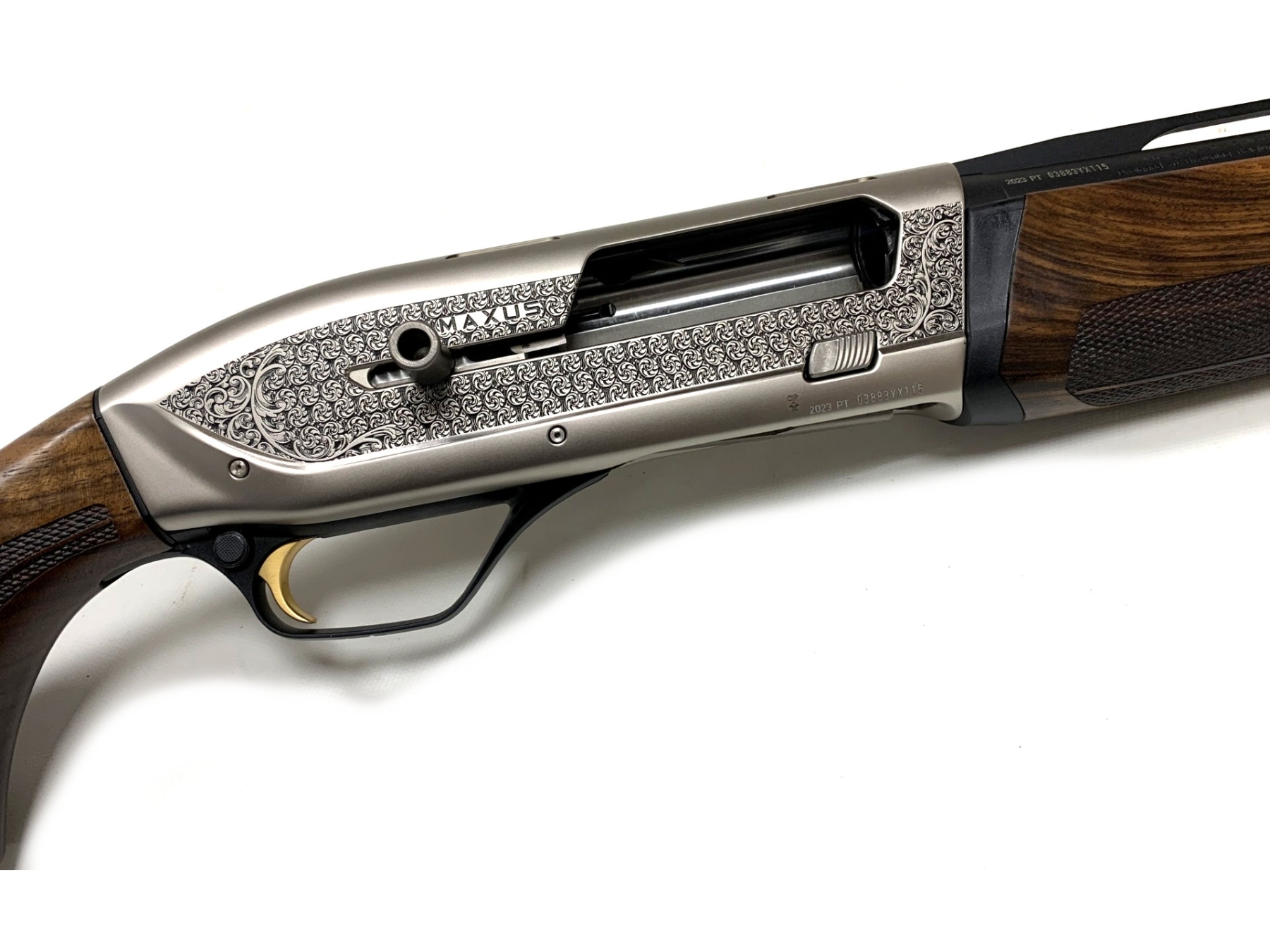 Browning Maxus 2 Ultimate Wood 28"